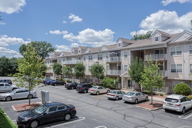 Springfield, NJ: 1, 2 & 3 Bedroom Apts Rental Communities